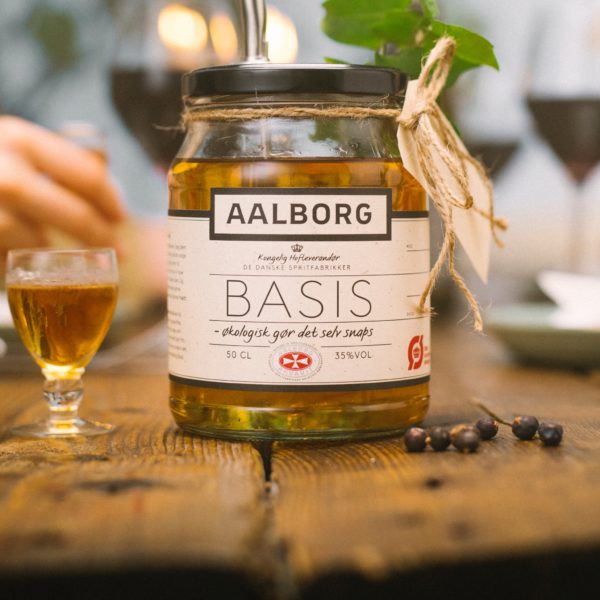 ‘Skal-jeg-ha’-noget-med’ snaps | Aalborg Akvavit